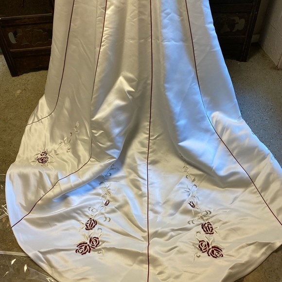 jessica designs | Dresses | Jessica Designs International Satin ...